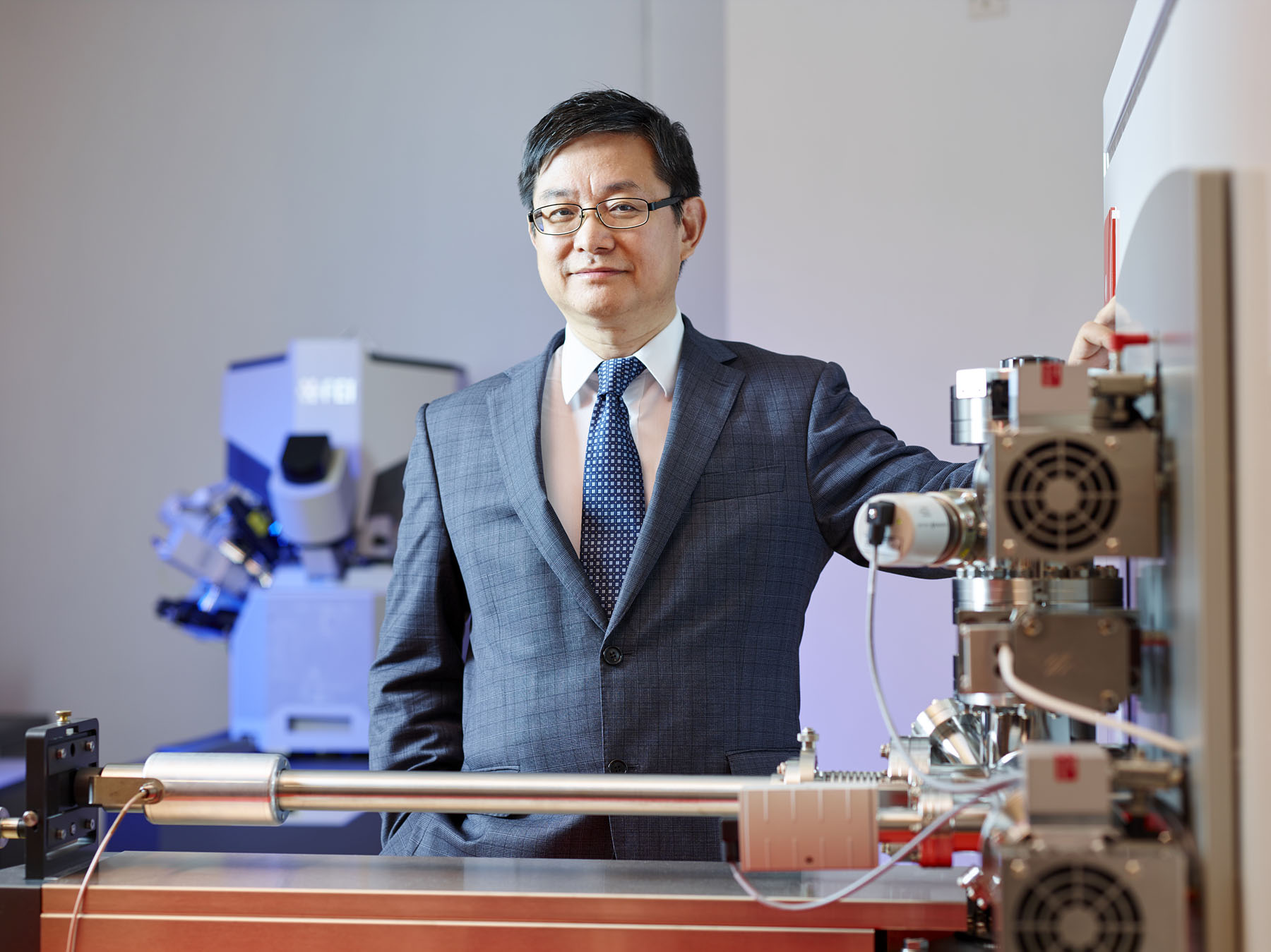 Novel way to quantify the thermal and non-thermal effects in plasmon ...